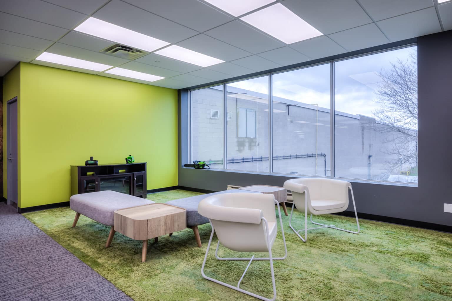 The Effects of Color Psychology on Workplace Design
