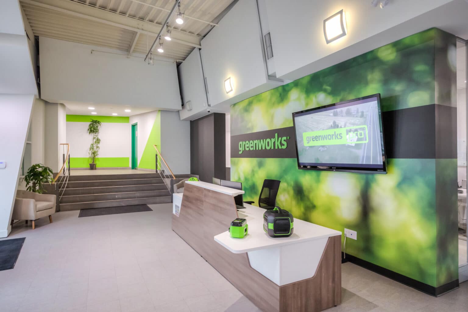 Creating an Inviting Reception Area for Your Business - Interior Design ...